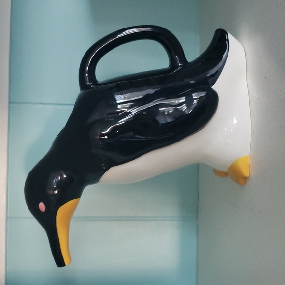 Taffy Dahl | Dining | Vintage Taffy Dahl 977 Penguin Pitcher | Poshmark